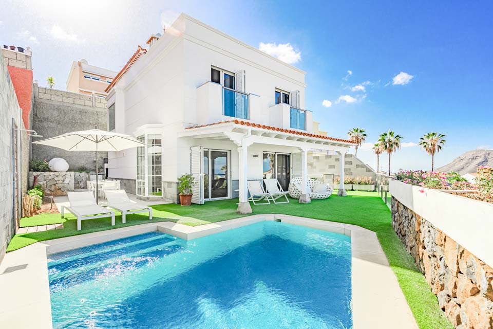Villa Casa Blanca Sol, Chayofa, Tenerife | Solmar Villas